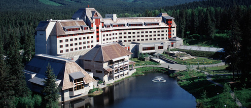 Best Alaska Hotels & Lodges | Denali Park, Seward & More | AlaskaTravel.com
