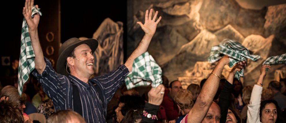 Alaska Dinner Theaters | Music of Denali & Cabin Nite Dinner Theater ...