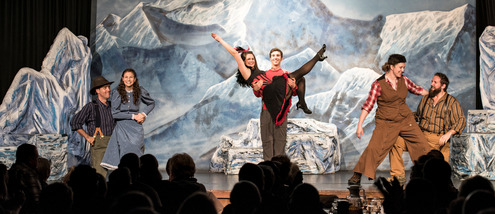 Alaska Dinner Theaters | Music of Denali & Cabin Nite Dinner Theater ...